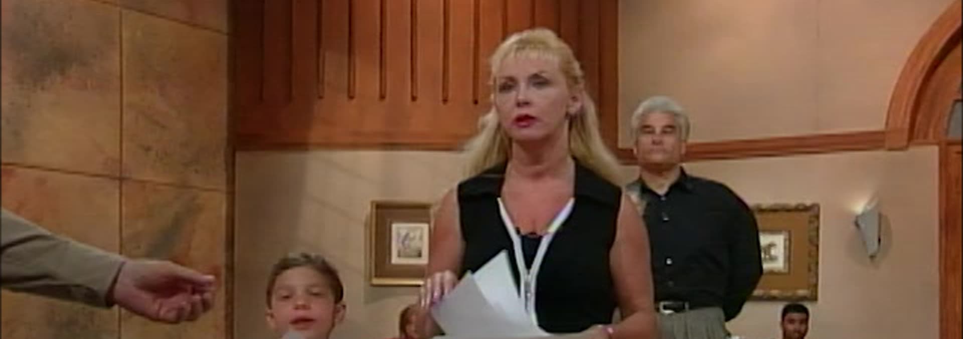 Watch Judge Wapner’s Animal Court S02:E23 - Molly Dolly - Free TV Shows ...