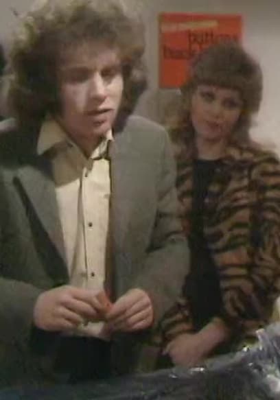 Watch The Fenn Street Gang S02:E07 - Who's Minding the Shop? - Free TV ...