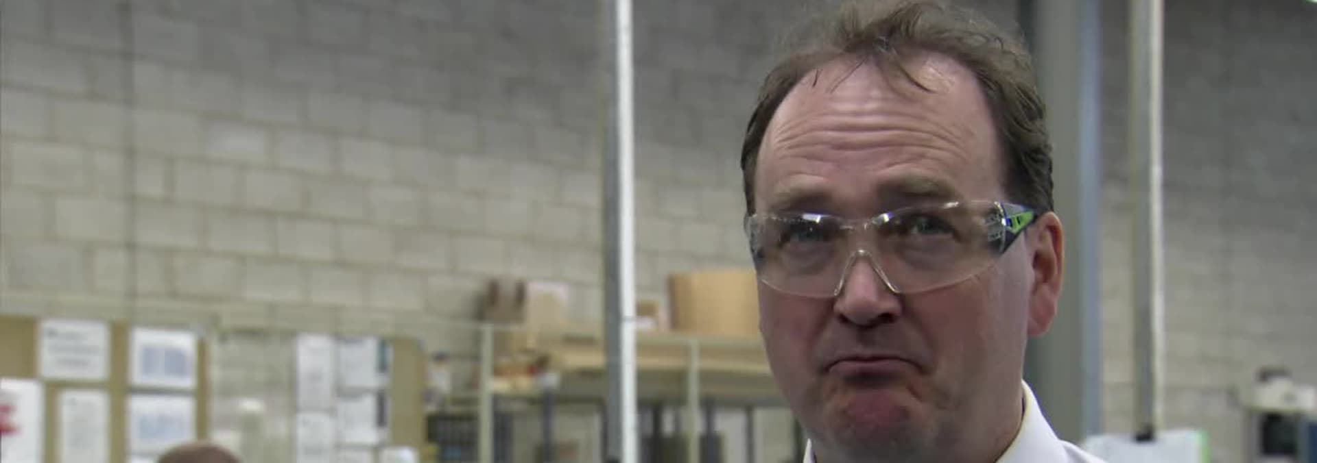 Watch How Do They Do It? S12:E05 - Screws and More - Free TV Shows | Tubi