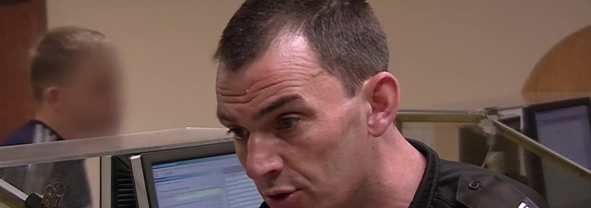 Watch 24 Hours in Police Custody S02:E08 - A Sixth Sense - Free TV ...