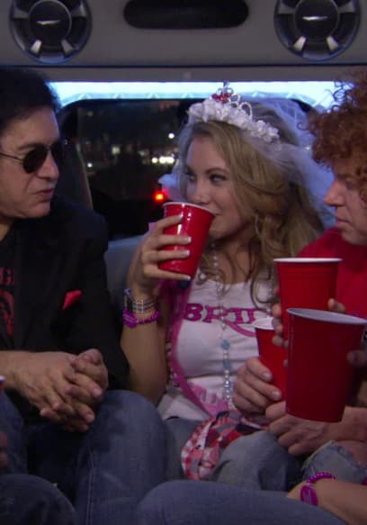 Watch Gene Simmons Family Jewels S04:E07 - The Night From Hell - Free ...