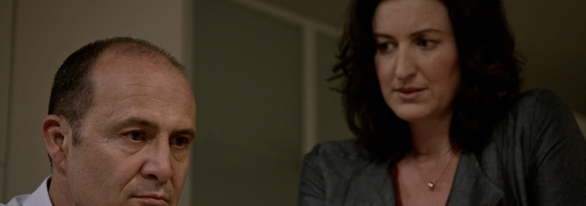 Watch Rake S04:E07 - Episode 7 - Free TV Shows | Tubi