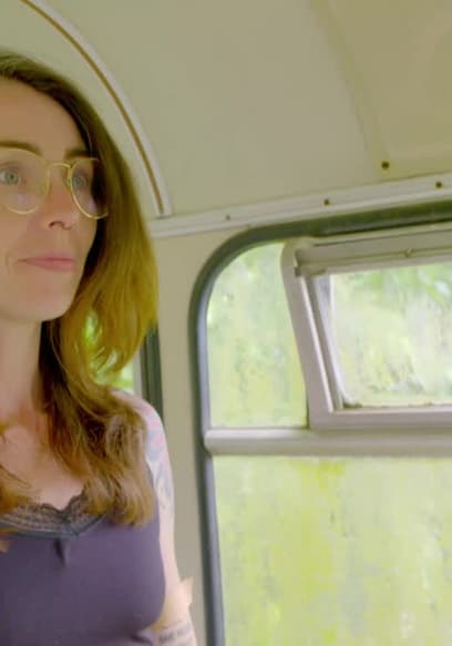 Watch My Unique B&B S02:E13 - Stacey's Bus - Free TV Shows | Tubi