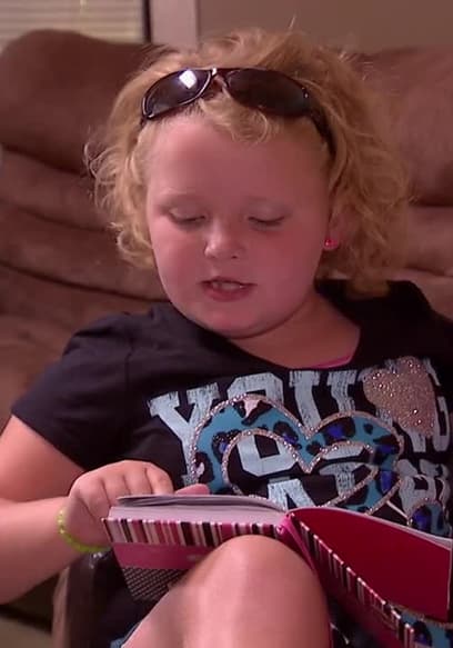 Watch Here Comes Honey Boo Boo S03:E13 - Never Boo-Fore Seen - Free TV ...