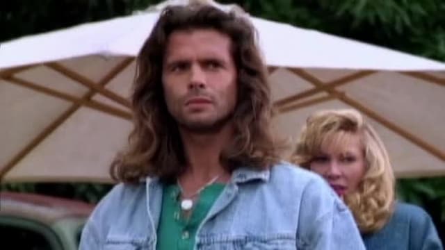 Watch Renegade S01:E08 - Payback - Free TV Shows | Tubi