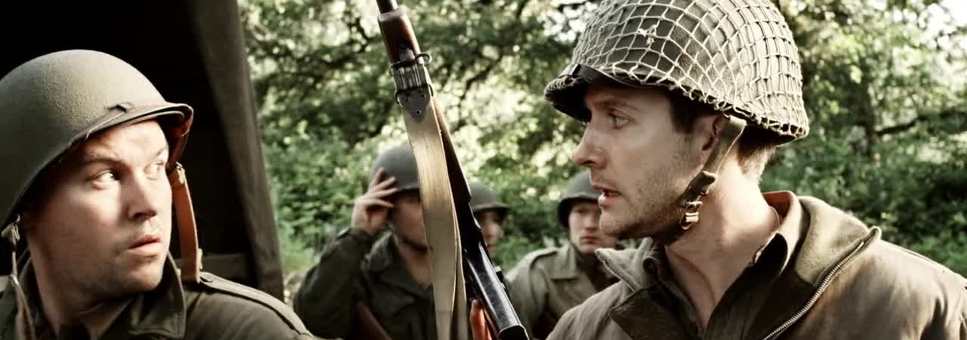 Watch Combat Report S01:E02 - Trust - Free TV Shows | Tubi