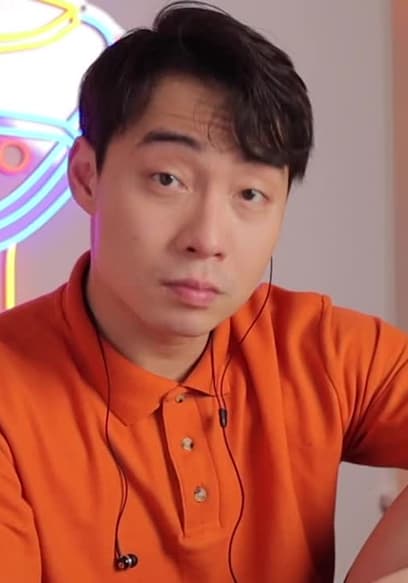 Watch The Uncle Roger Show S03:E03 - Favorite Chef - Free TV Shows | Tubi