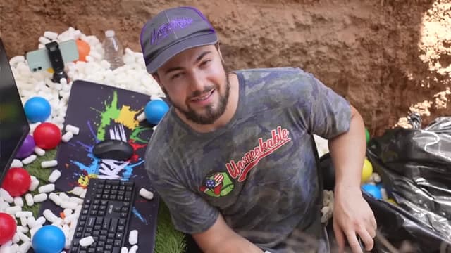 Watch Unspeakable S14:E09 - Secret Gaming Base Buried Alive / Toy ...