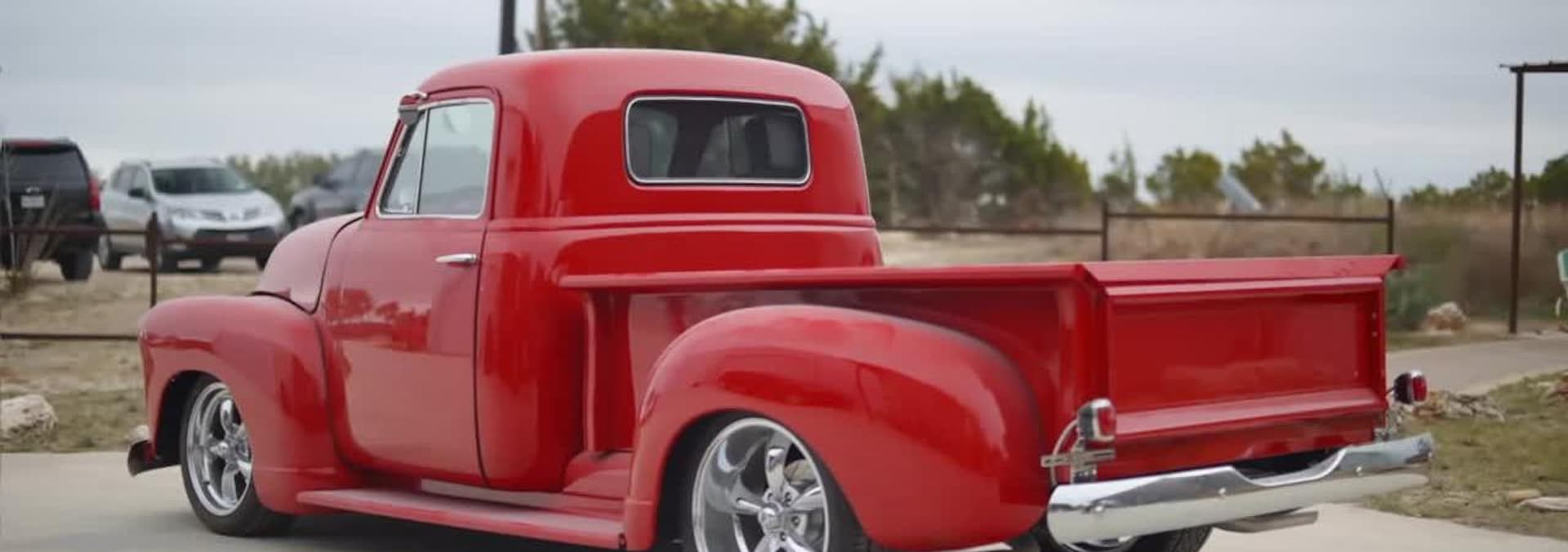 Watch Iron Resurrection S06:E04 - Rad Red Christmas Truck Part 2 - Free ...