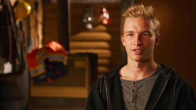 Watch Jade Fever S01:E03 - The Long March - Free TV Shows | Tubi