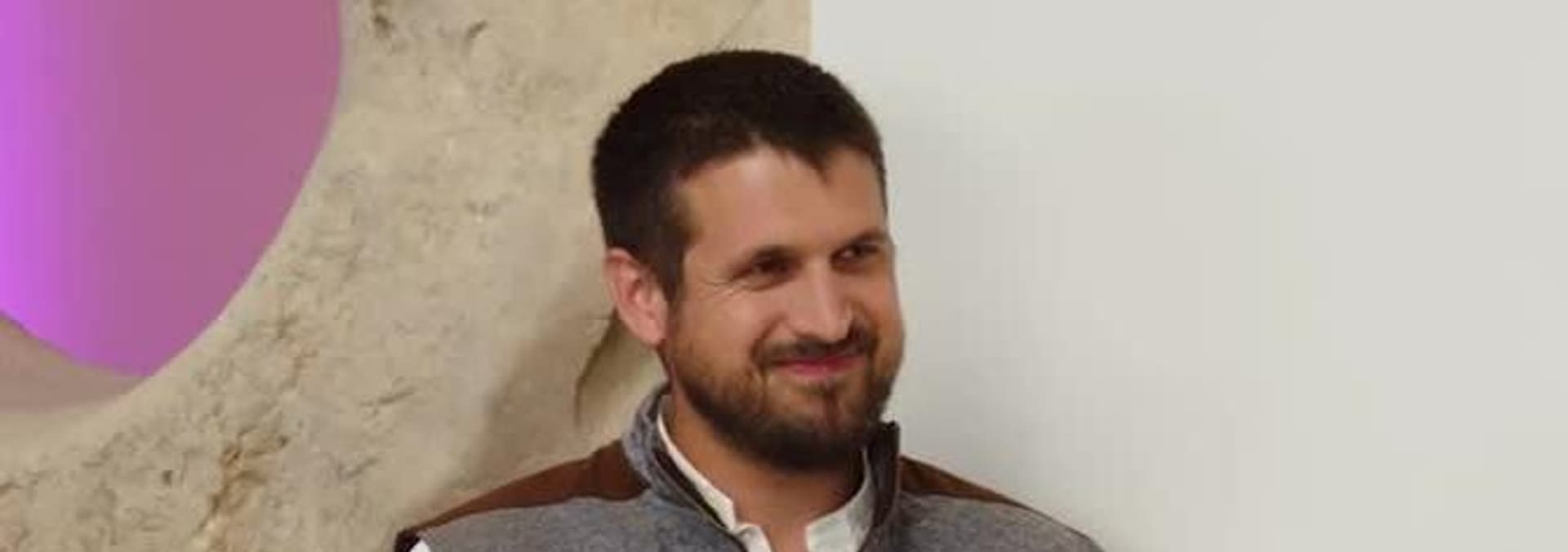 Watch Couched with Carson Kressley S02:E03 - Evan Thomas, Keith Bynum ...