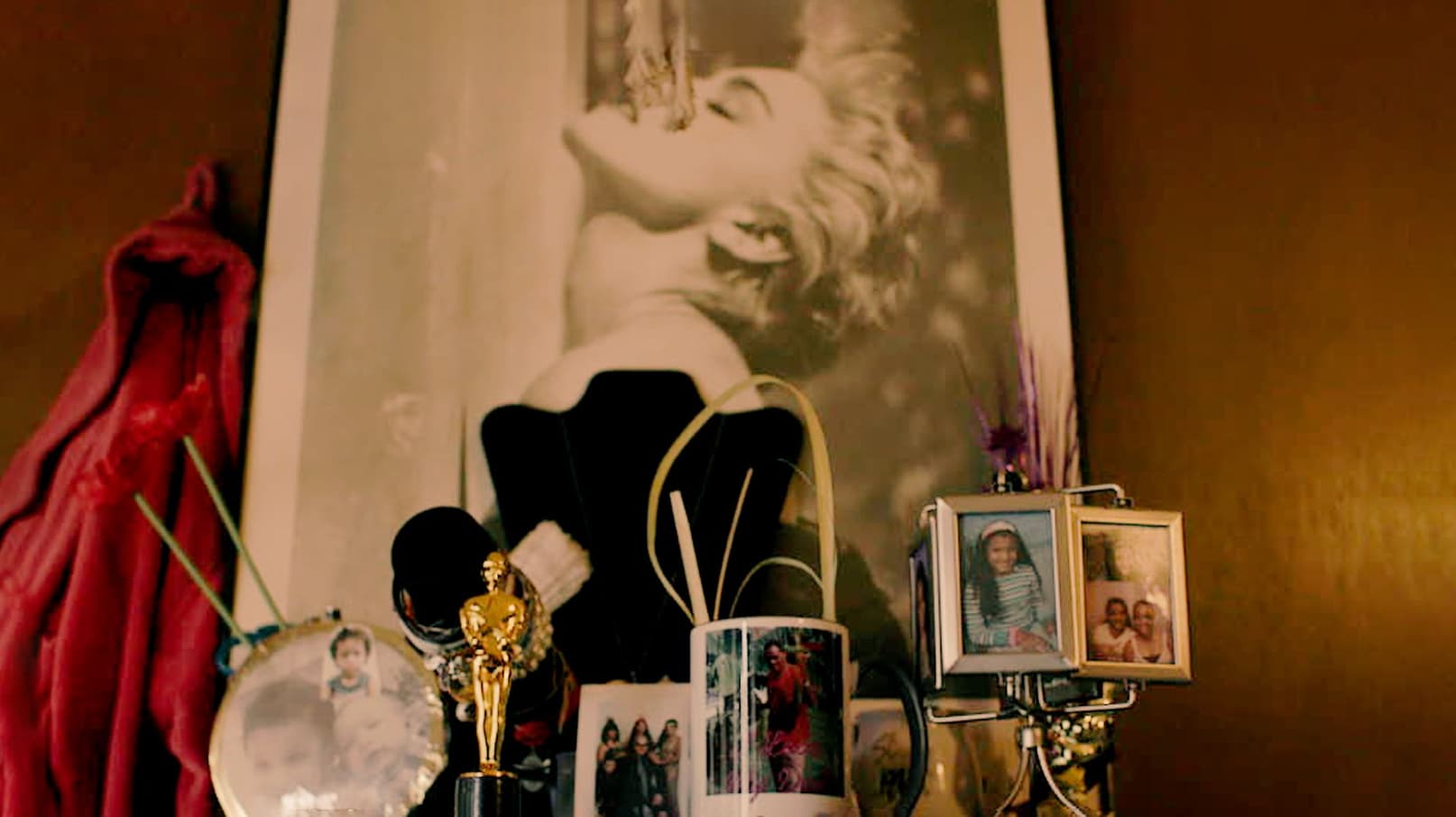 Watch Extra (2024) - Free Movies | Tubi