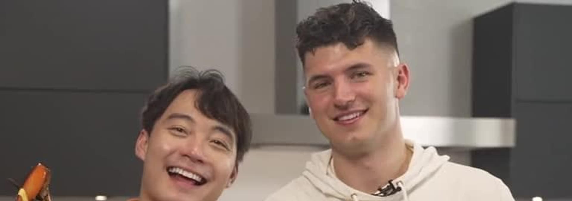 Watch The Uncle Roger Show S04:E06 - Making Lobster Roll / Epic Fried ...