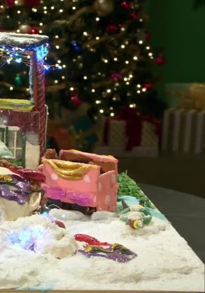 Watch Holiday Gingerbread Showdown S01:E03 - Elf - Free TV Shows | Tubi