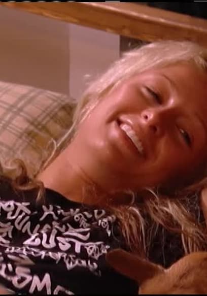 Watch The Simple Life S01:E05 - Shopaholics - Free TV Shows | Tubi