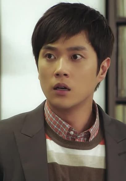 Watch Nine S01:E13 - Episode 13 - Free TV Shows | Tubi