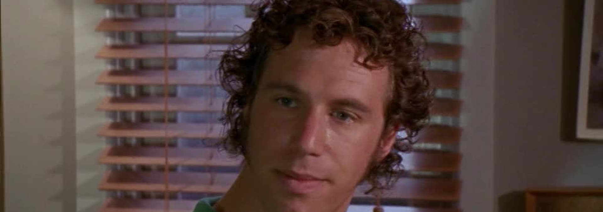 Watch The Secret Life of Us S03:E08 - The Art of Deception - Free TV Shows | Tubi