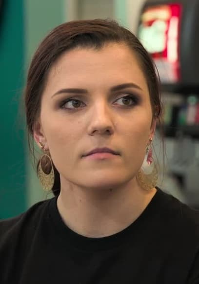 Watch Kitchen Commando S01:E02 - Chloez Café - Free TV Shows | Tubi