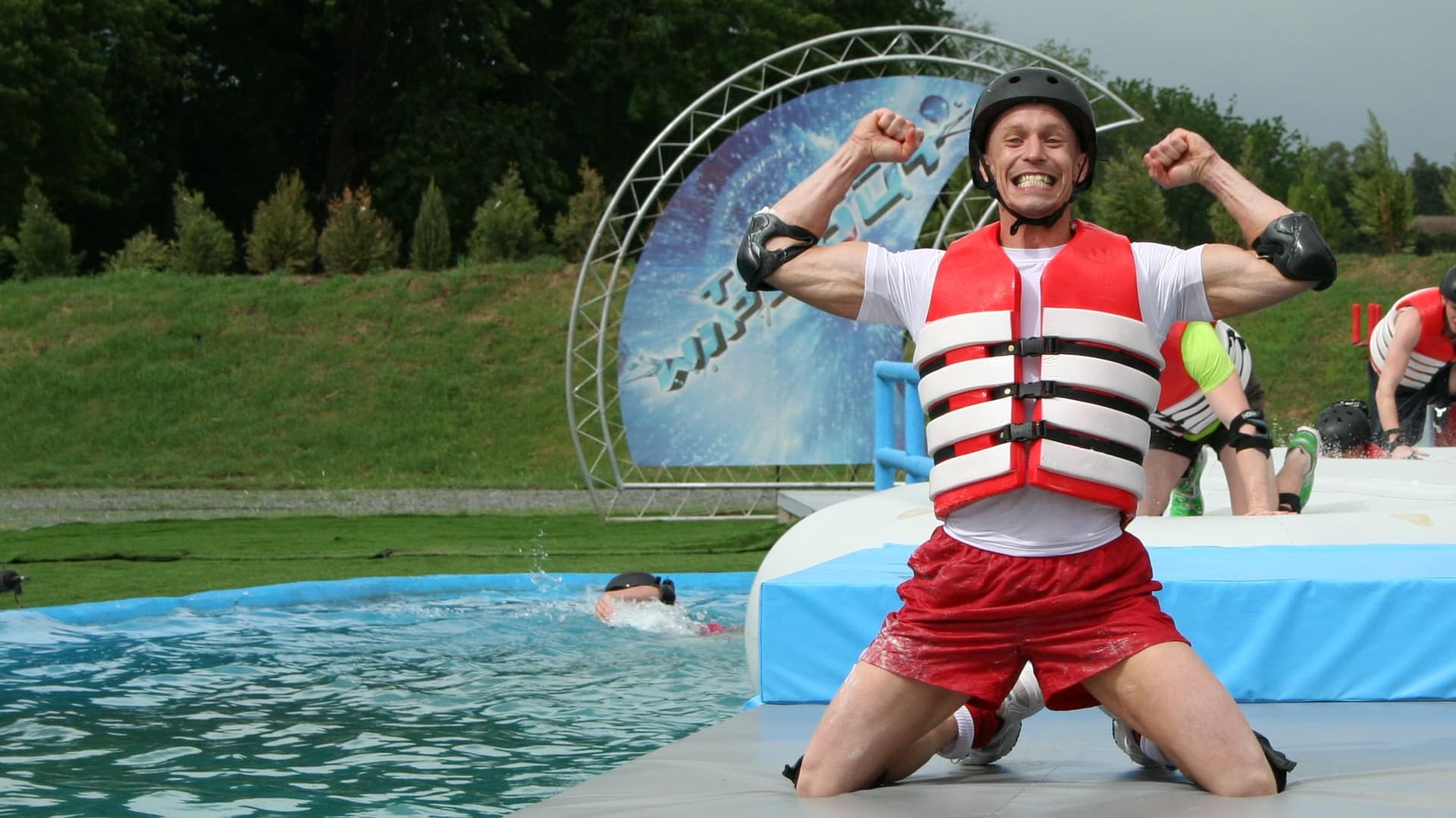 Watch Total Wipeout UK - Free TV Shows | Tubi