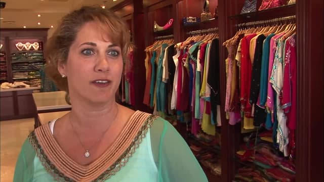 Watch Platinum Weddings S02:E04 - Shareena & Sagar - Free TV Shows | Tubi