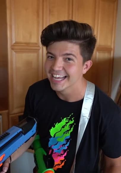 Watch Preston & Brianna S02:E04 - EXTREME One Color NERF Hide and Seek ...