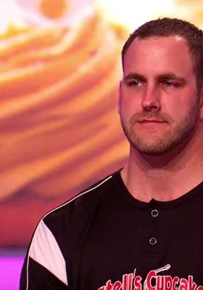 Watch Cupcake Wars S07:E12 - Rock and Roll Cupcakes - Free TV Shows | Tubi