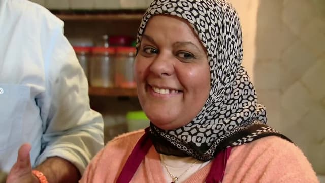 Watch Bizarre Foods With Andrew Zimmern S04:E20 - Fez, Morocco - Free ...