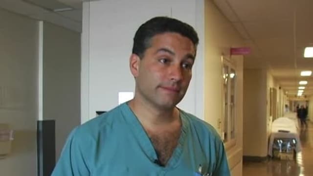 Watch The Surgeons S03:E07 - Dr. Daryl Gray - Free TV Shows | Tubi