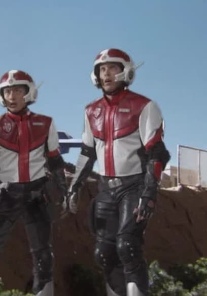 Watch Ultraman Max S01:E04 - Infinite Invaders - Free TV Shows | Tubi