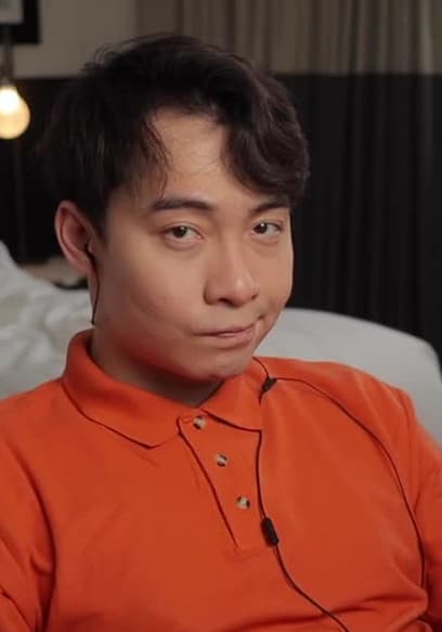 Watch The Uncle Roger Show S03:E05 - Uncle Roger Pho - Free TV Shows | Tubi