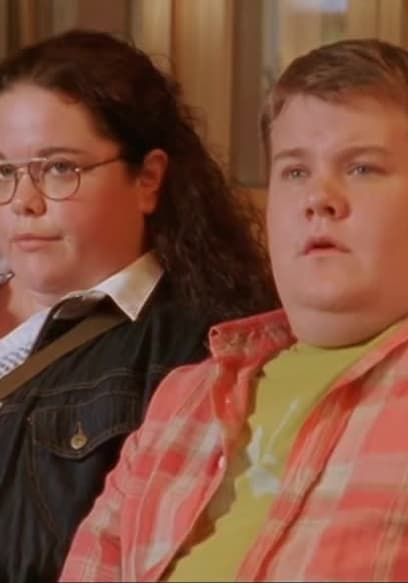 Watch Fat Friends S04:E05 - Healthy Options - Free TV Shows | Tubi