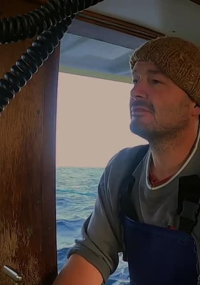 Watch Giant Lobster Hunters S03:E07 - Episode 7 - Free TV Shows | Tubi