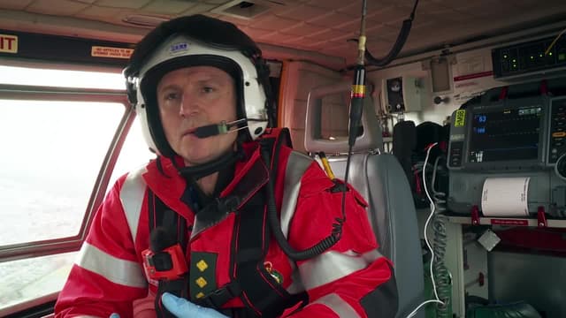 Watch Helicopter ER S01:E02 - Episode 2 - Free TV Shows | Tubi