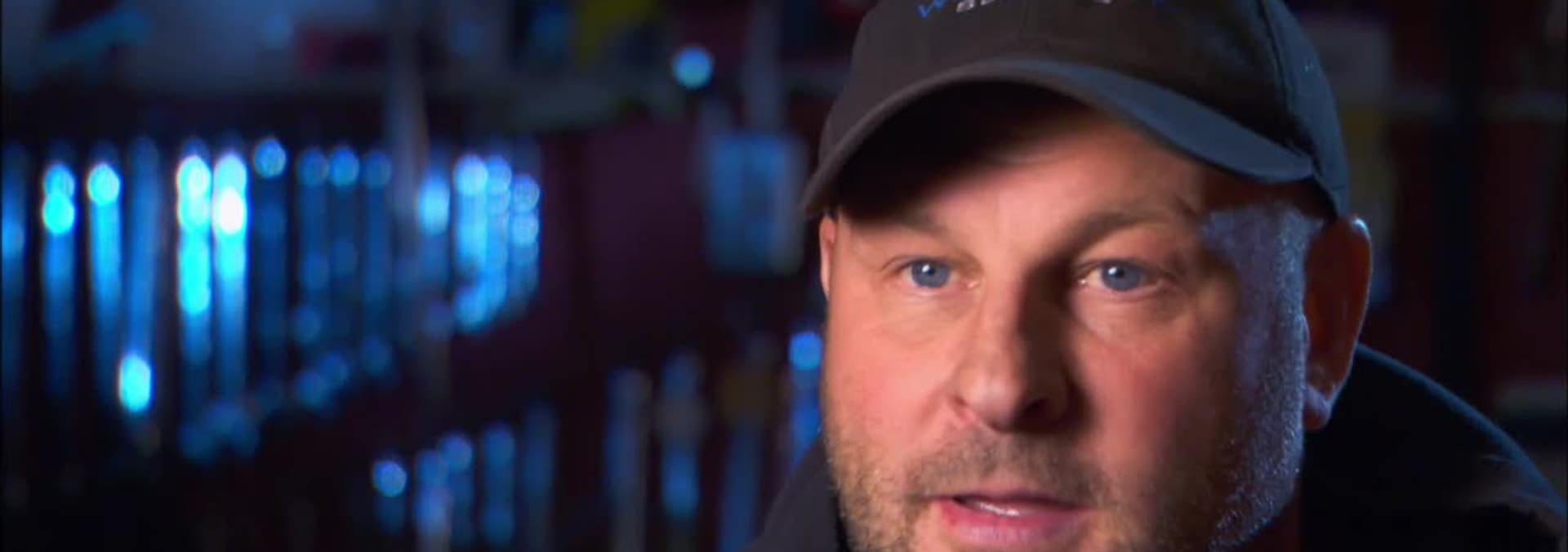 Watch Ice Pilots NWT S05:E03 - Snowplane - Free TV Shows | Tubi