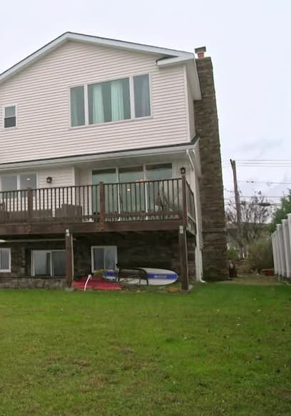 Watch Beach Hunters S04:E11 - Beach Hunting in Merrick - Free TV Shows ...