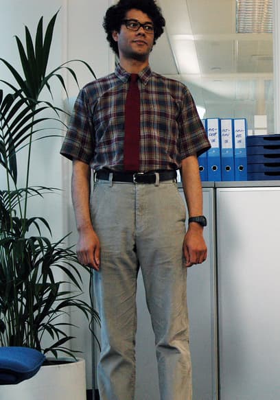 Watch The I.T. Crowd S01:E05 - The Haunting of Bill Crouse - Free TV ...