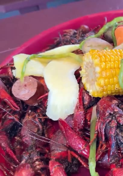 Watch Strictly Dumpling: Global Buffet S01:E10 - Spice of Louisiana ...