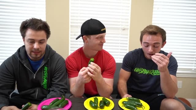 Watch Unspeakable S04:E09 - Extreme 'Last To' Challenge - Free TV Shows ...