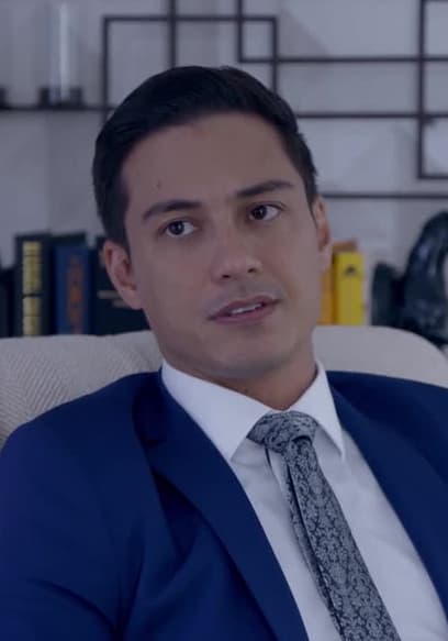 Watch Kin S01:E21 - Deanna Gets a Scare - Free TV Shows | Tubi