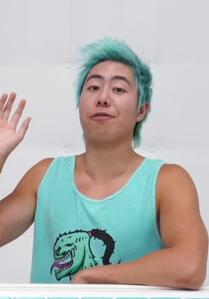 Watch ZHC S02:E09 - I Painted the World's Longest Phone Mural - Free TV ...