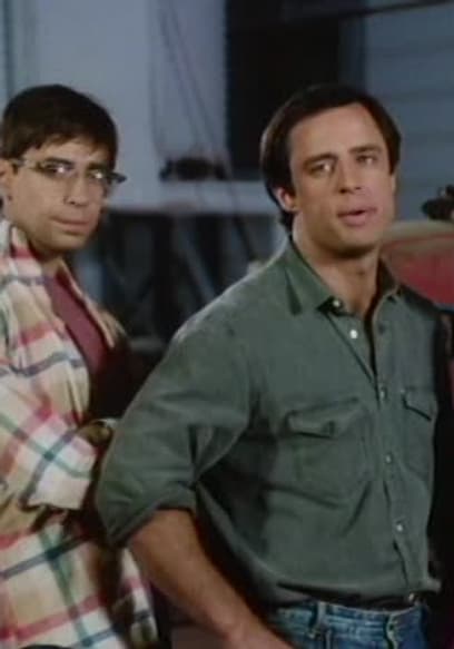 Watch Riptide S02:E14 - Fuzzy Vision - Free TV Shows | Tubi