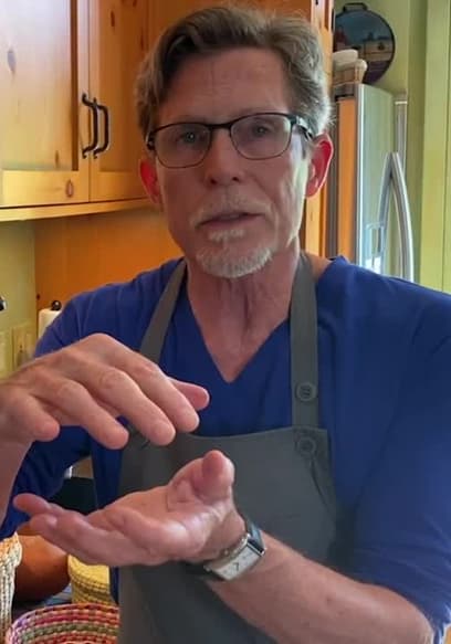 Watch Exploring Mexico's Kitchen With Rick Bayless S01:E16 - Reheating ...
