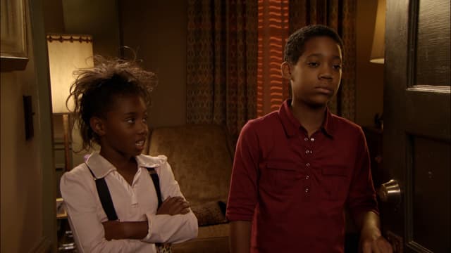 Watch Everybody Hates Chris S01:E01 - Everybody Hates the Pilot - Free ...