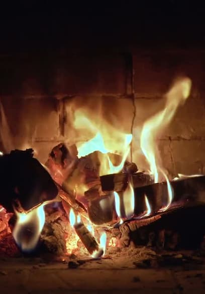 Watch Fireplace Lounge S02:E203 - Happy New Year Fireplace - Free TV ...
