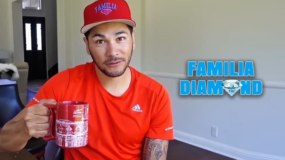 Watch Familia Diamond Streaming Online | Tubi Free TV