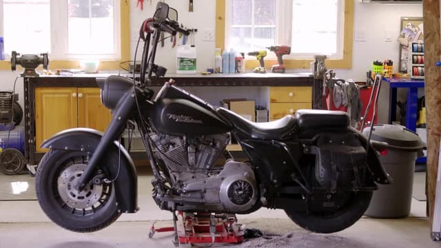 Watch Bad Chad Customs S02:E04 - Bad Chad to the Bone - Free TV Shows ...