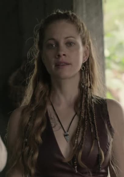 Watch Outsiders S01:E04 - Rubberneck - Free TV Shows | Tubi