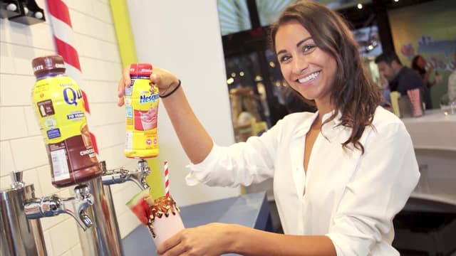 Watch Weird History Food: The Series S04:E10 - Chocolate / Nesquik ...