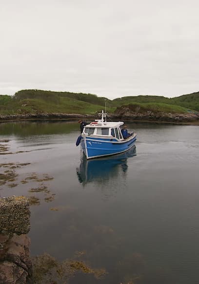 Watch Grand Tours of Scottish Isles S03:E05 - West of Skyfall - Free TV ...