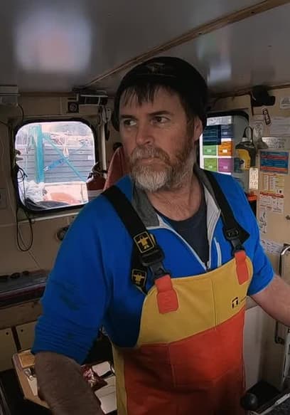 Watch Giant Lobster Hunters S01:E03 - The Storm - Free TV Shows | Tubi